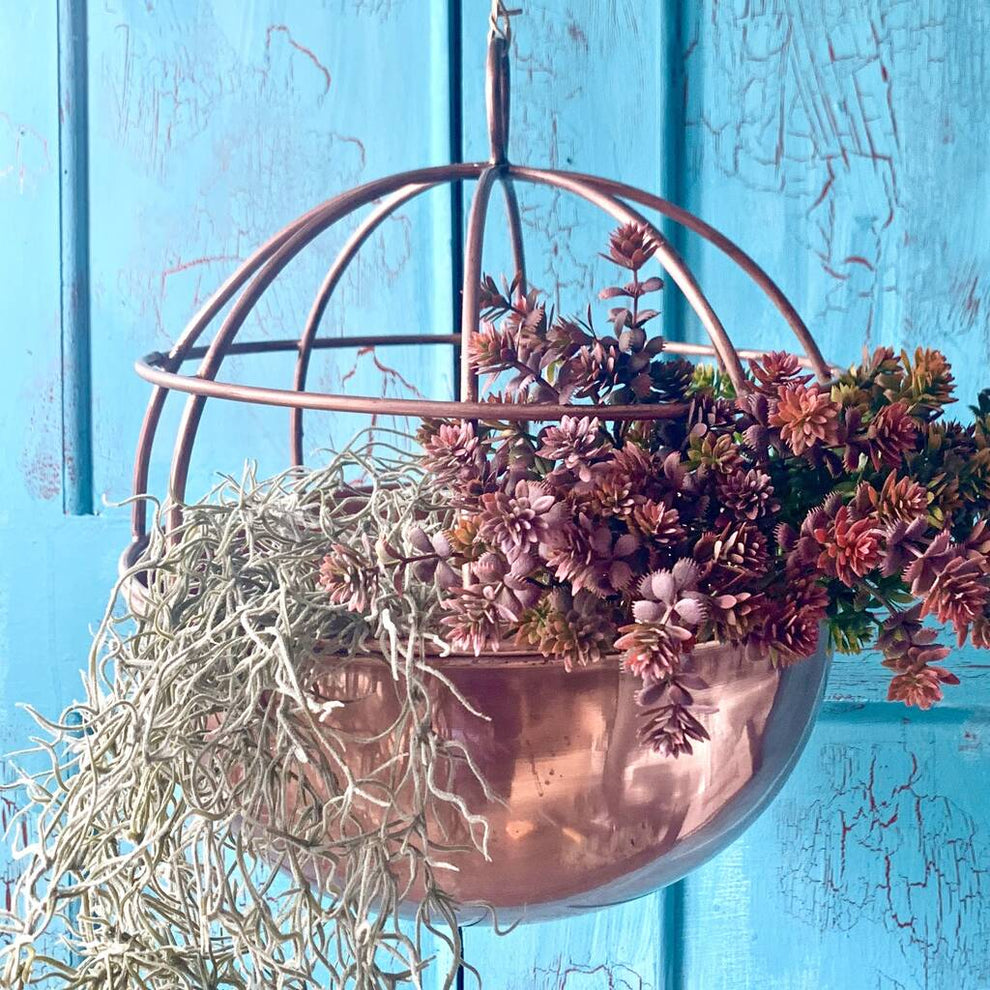 Copper Globe Hanging Planter – London Garden Trading